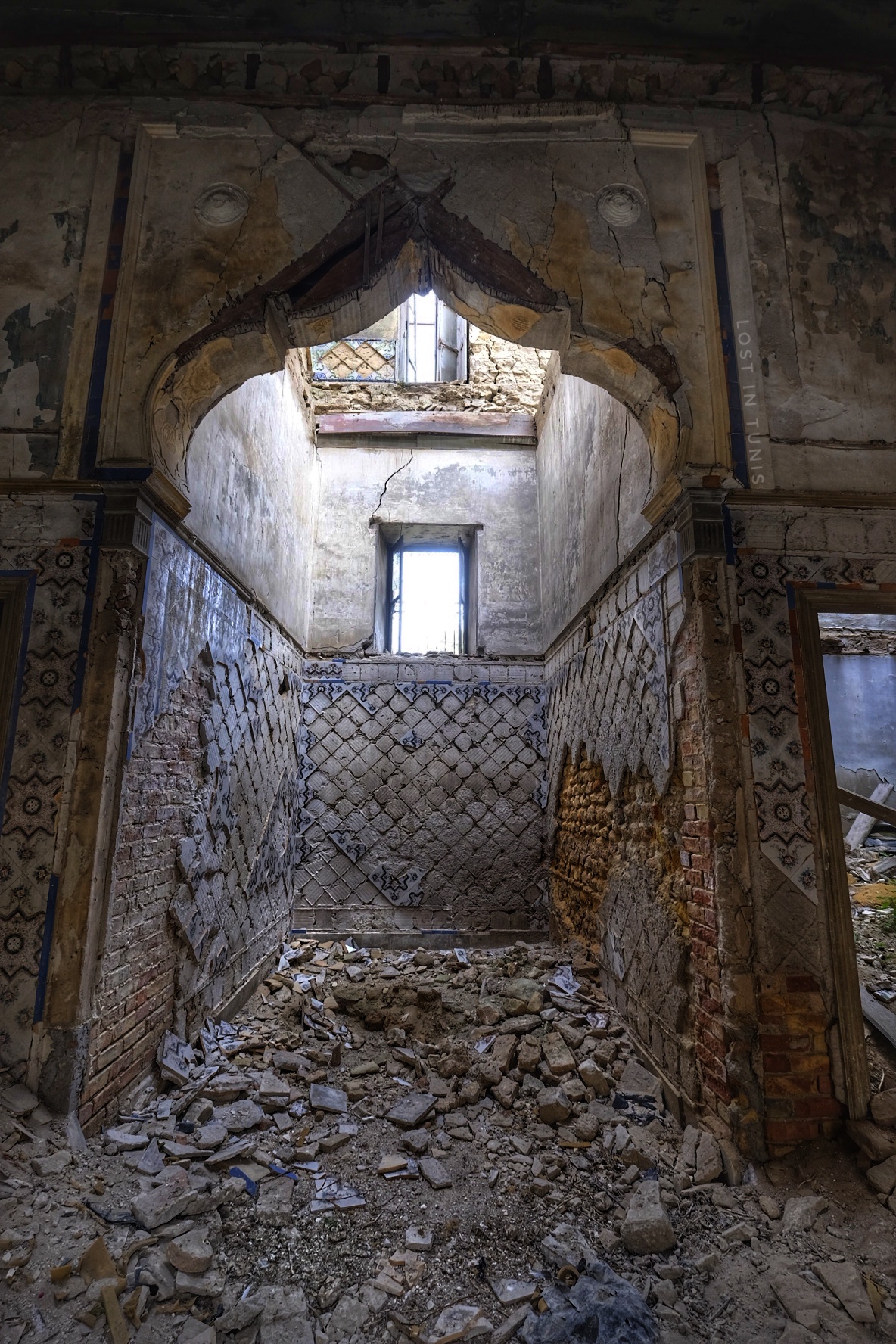 Dar Bel Hassen - Lost in Tunis